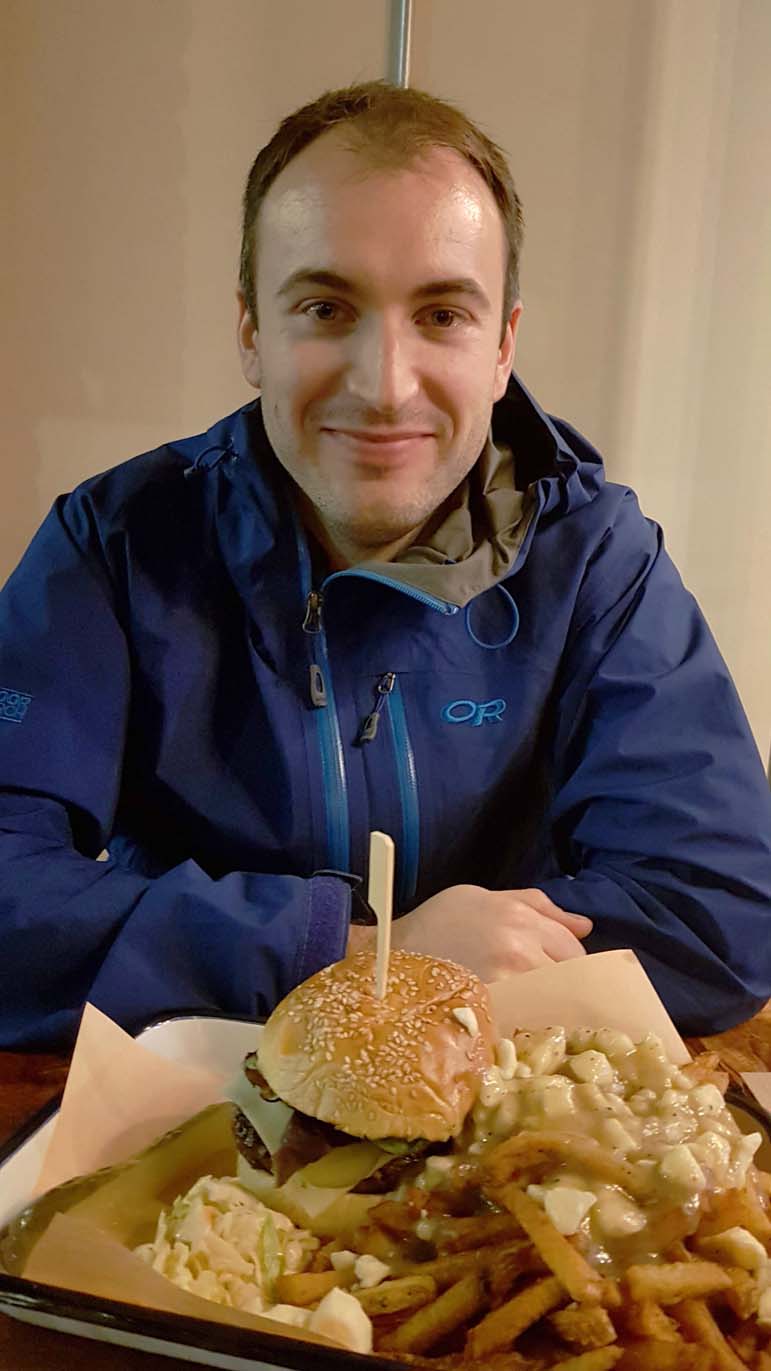 Chuck’s Burger Bar Arrives in Downtown Victoria!